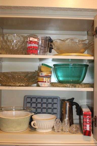 Serveware & Bakeware - Auction Ohio