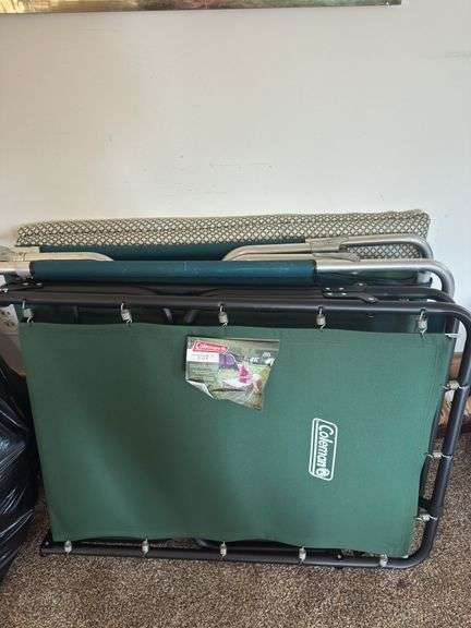 Camp cots - Auction Ohio