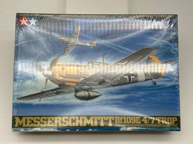 Tamiya Messerschmitt Bf109E-4/7 Trop 1/48 Scale Model Kit - Auction Ohio