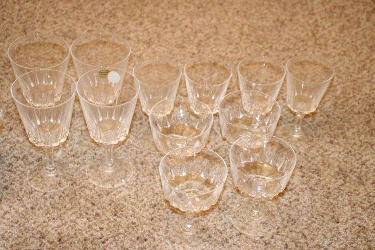 Crystal Stemware - Auction Ohio