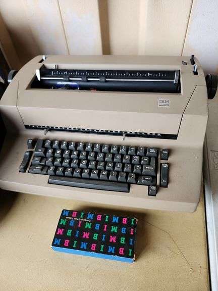 Ibm Correcting Selectric Ii Typewriter - Auction Ohio