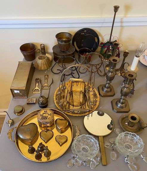 Candlesticks & Décor - Auction Ohio