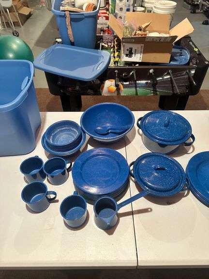 Blue enamel camping cookware set - Auction Ohio