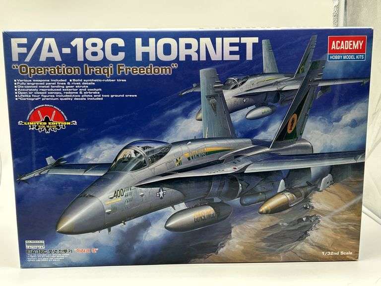 Academy 1/32 Scale F/A-18C Hornet "Operation Iraqi Freedom" Model Kit ...