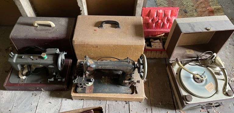 Sewing Machines, Supplies, and Record Player - Auction Ohio