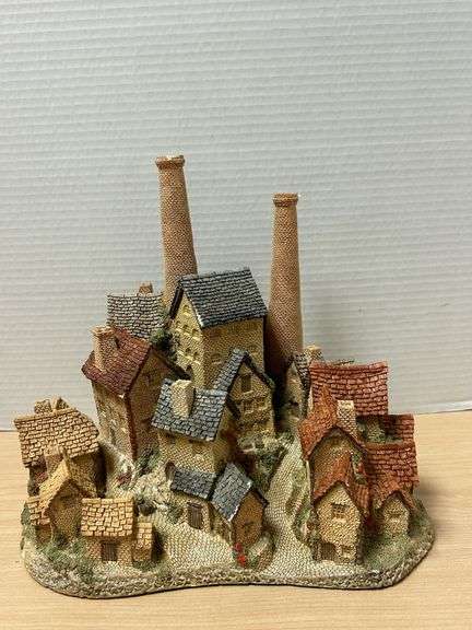 David Winter Cottages - Auction Ohio