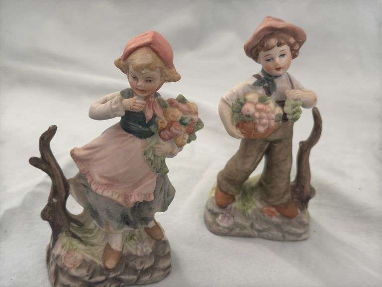 Misc. Ceramic Figurines - Auction Ohio