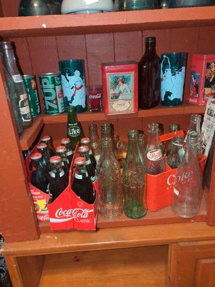 Coca Cola collectible items - Auction Ohio