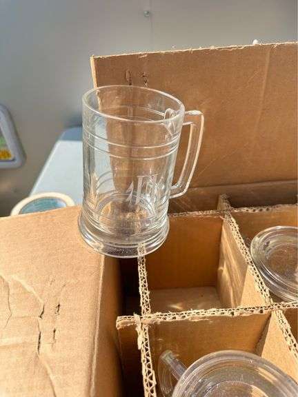 Boxed Glass Mug Set - Auction Ohio
