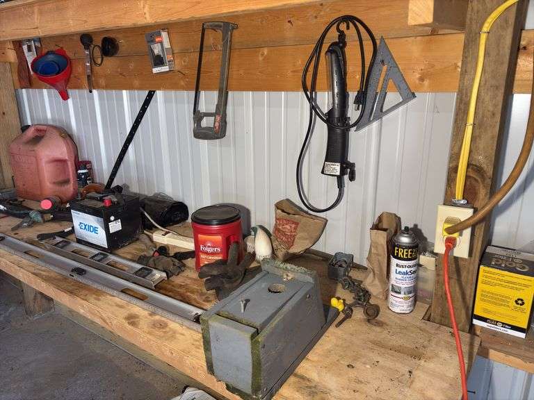 Contents of Workbench - Auction Ohio
