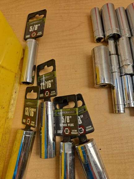 Assorted deep well sockets - Auction Ohio