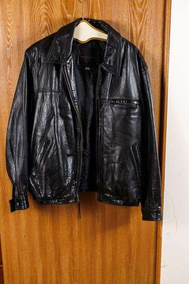 American Classics Men's XL Leather Jacket - Auction Ohio