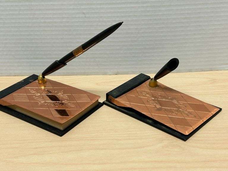 Pen and Paper Desk Set - Auction Ohio