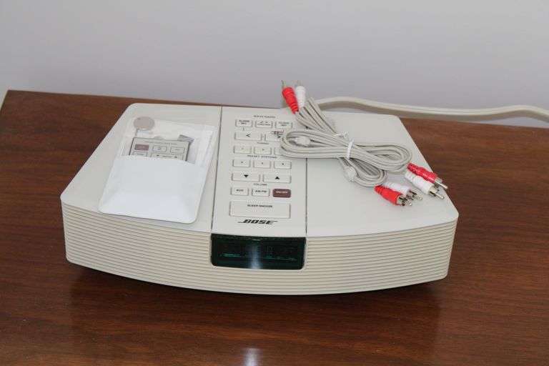 Bose Radio - Auction Ohio