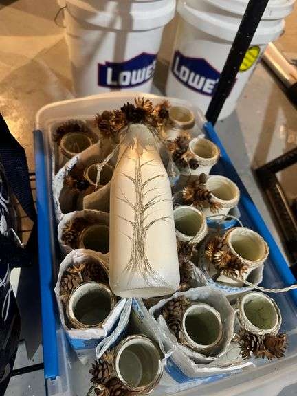 Assorted Decor and Shelf - Auction Ohio