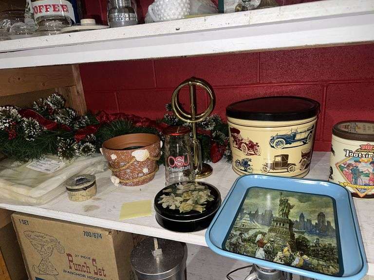 Vintage Collectibles and Home Decor - Auction Ohio