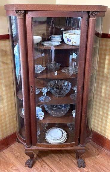 Antique Curio Cabinet - Auction Ohio