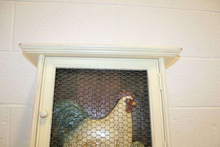 Chicken Cabinet - Auction Ohio