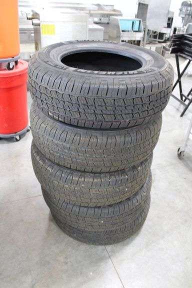 Set of 5 Michelin LTX Trail 265/70R18 Tires - Auction Ohio