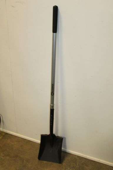 Silverback Square Head Shovel - Auction Ohio