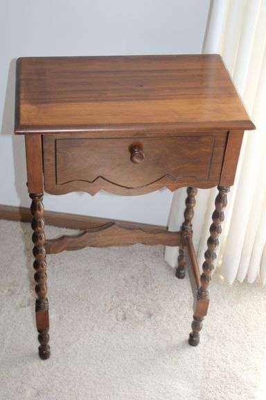 Bedside Table - Auction Ohio