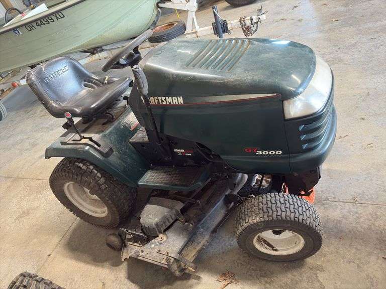 Craftsman GT 3000 Lawn Tractor - Auction Ohio