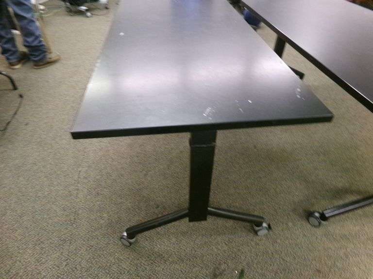 Tables - Auction Ohio