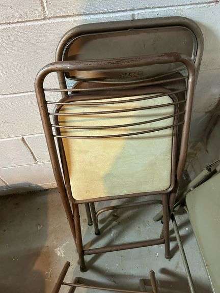 Folding Chairs - Auction Ohio