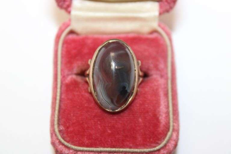 10K Gold & Agate Ring - Auction Ohio