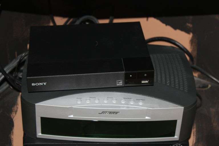 Bose Home Theater Audio System & Sony Blue-Ray DVD Player - Auction Ohio