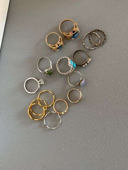 Nice Ring Assortment - Auction Ohio