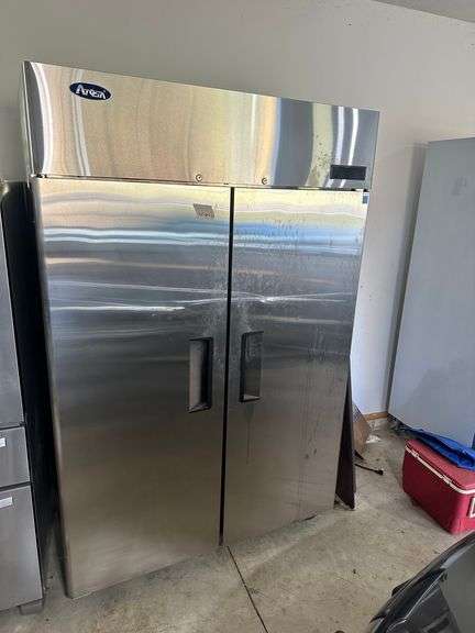 Atosa MBF8005GR Commercial Refrigerator - Auction Ohio