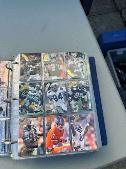Football Trading Cards - Auction Ohio