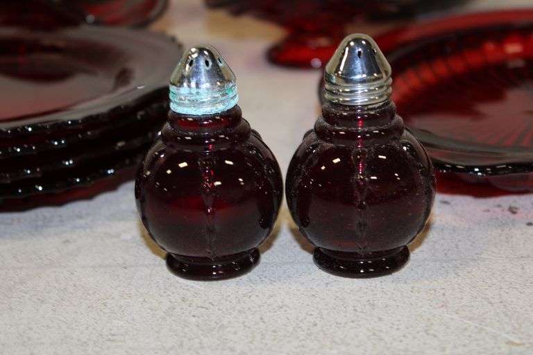 Ruby Glassware - Auction Ohio