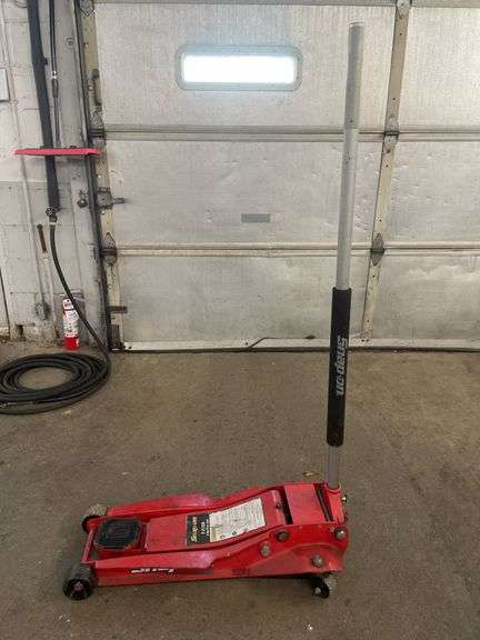 Snap-On Hydraulic FS3000 2-Ton Jack - Auction Ohio