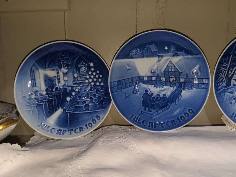 4 Copenhagen plates - Auction Ohio