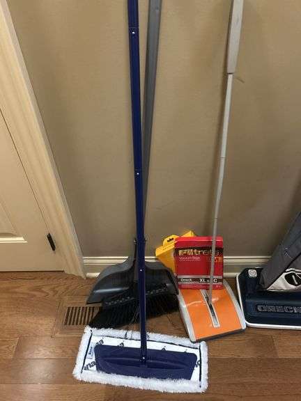 Sweeping & Vacuuming - Auction Ohio