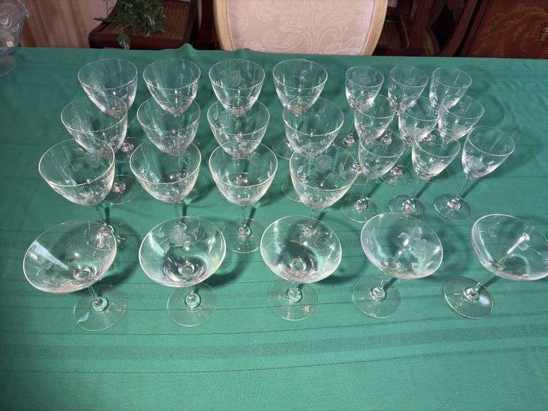 Tiffin Crystal Stemware - Auction Ohio