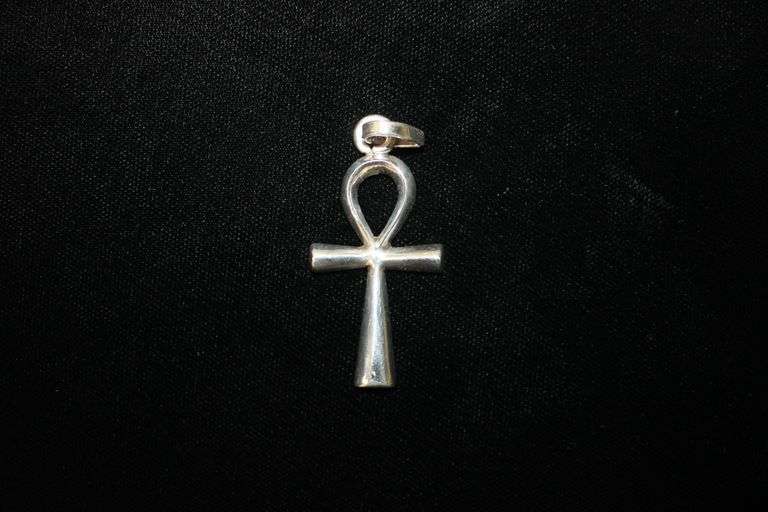 Sterling Silver Ankh Pendant - Auction Ohio