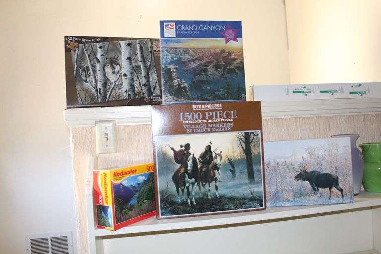 Lot of Puzzles - Auction Ohio