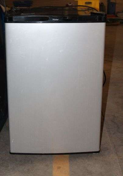 Haier Stainless Steel Mini Fridge - Auction Ohio