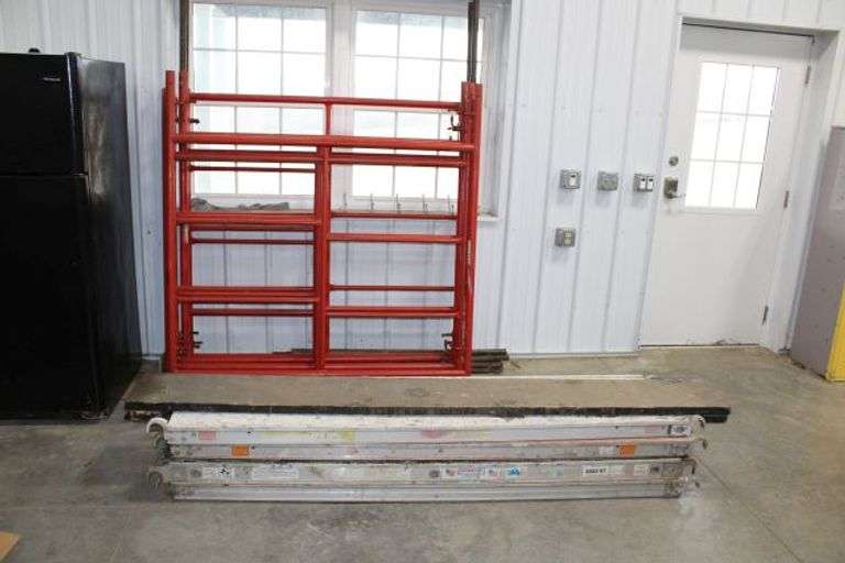 Bil-Jax Scaffolding Frames, Poles, and Waco Scaffold Decks - Auction Ohio