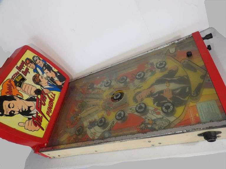 The Fonz Pinball Machine - Auction Ohio