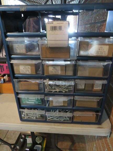 Hardware Organizer - Auction Ohio