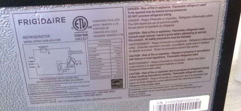 Mini Refrigerator - Auction Ohio