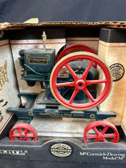 Ertl Steam Engine - Auction Ohio