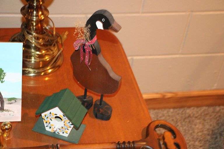 Large Wood Key & Décor - Auction Ohio