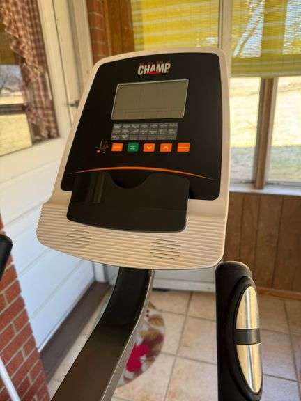 BODY CHAMP TRIO TRAINER MODEL - Auction Ohio