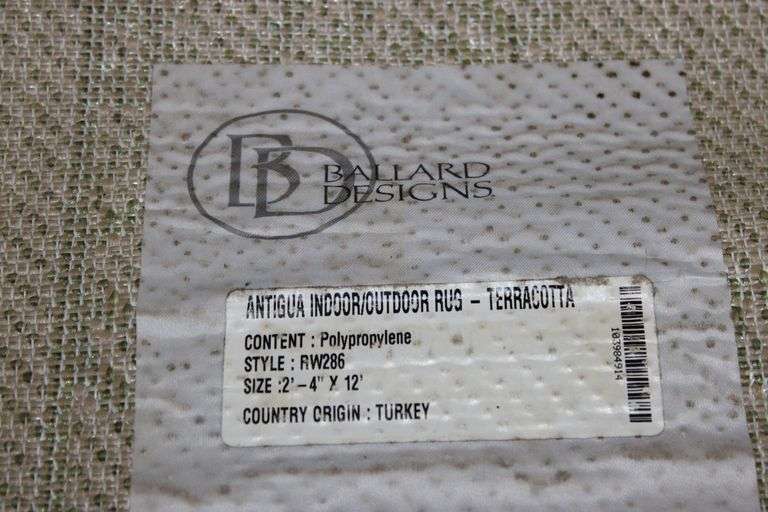 Frontgate Indoor/Outdoor Rugs - Auction Ohio