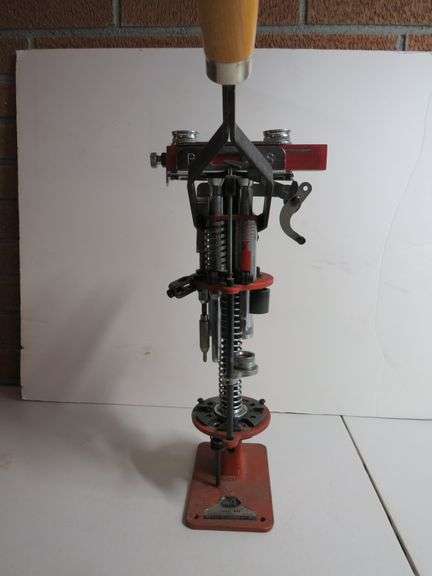 MEC Reloading Machine - Auction Ohio